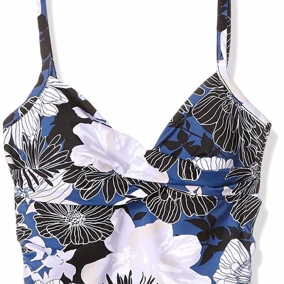 Shape Solver | Swim | Shape Solver Chelsea Floral Tankini Swim Top ...
